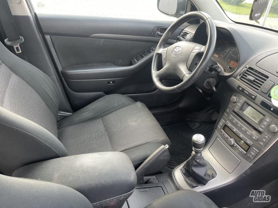 Melns Toyota Avensis 2007 Viļņa, ar dzinēja tilpumu 2.00 L un nobraukumu 300 tūkst. km par 1900 €, foto 20 vietnē AUTOMOTO.COM.LV