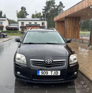 Черный Тойота Авенсис 2007 в Таллин, объемом двигателя 2.00 л и пробегом 550 тыс. км за 1000 €, фото 3 на AUTOMOTO.COM.LV
