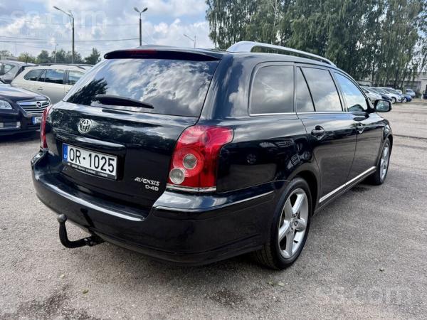Black Toyota Avensis 2007 in Riga, with an engine capacity of 2.20 L and mileage of 0 thousand km for 2490 €, photo 4 on AUTOMOTO.COM.LV