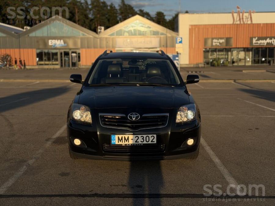 Черный Тойота Авенсис 2007 в Рига, объемом двигателя 2.20 л и пробегом 355 тыс. км за 1800 €, фото 3 на AUTOMOTO.COM.LV