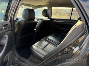 Черный Тойота Авенсис 2007 в Рига, объемом двигателя 2.20 л и пробегом 355 тыс. км за 1800 €, фото 9 на AUTOMOTO.COM.LV