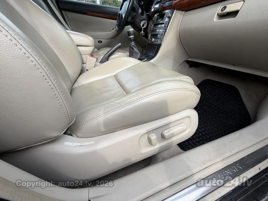 Черный Тойота Авенсис 2007 в Таллин, объемом двигателя 2.20 л и пробегом 272 тыс. км за 4990 €, фото 9 на AUTOMOTO.COM.LV