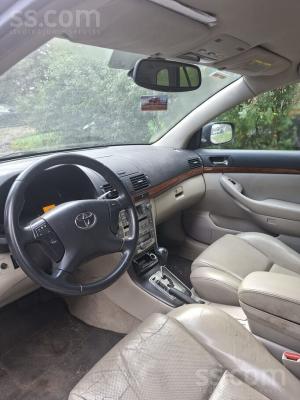 Melns Toyota Avensis 2007 Rīga, ar dzinēja tilpumu 2.40 L un nobraukumu 277 tūkst. km par 950 €, foto 3 vietnē AUTOMOTO.COM.LV