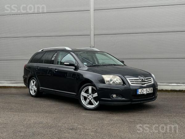 Black Toyota Avensis 2008 in Riga, with an engine capacity of 2.20 L and mileage of 0 thousand km for 2990 €, photo 3 on AUTOMOTO.COM.LV