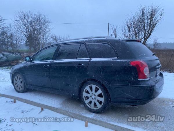Black Toyota Avensis 2008 in Tallinn, with an engine capacity of 2.00 L and mileage of 325 thousand km for 1700 €, photo 7 on AUTOMOTO.COM.LV