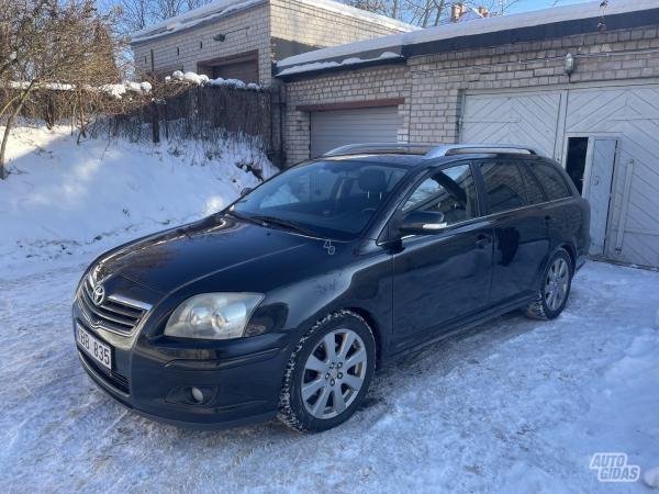 Black Toyota Avensis 2008 in Vilnius, with an engine capacity of 2.00 L and mileage of 331 thousand km for 2200 €, photo 1 on AUTOMOTO.COM.LV