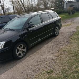 Melns Toyota Avensis 2008 Šilutė, ar dzinēja tilpumu 2.20 L un nobraukumu 321 tūkst. km par 3000 €, foto 3 vietnē AUTOMOTO.COM.LV