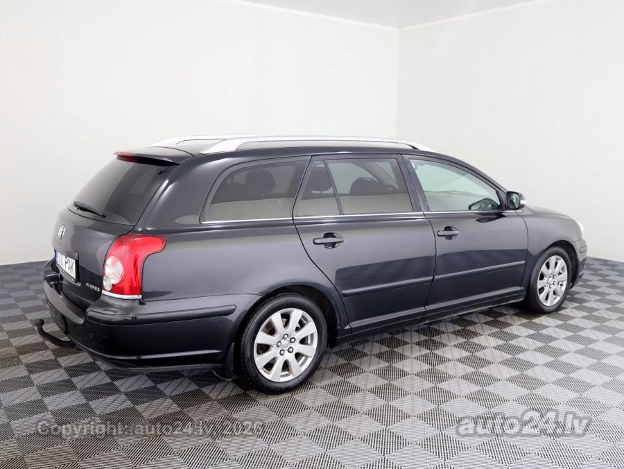 Черный Тойота Авенсис 2008 в Таллин, объемом двигателя 1.80 л и пробегом 379 тыс. км за 2199 €, фото 4 на AUTOMOTO.COM.LV