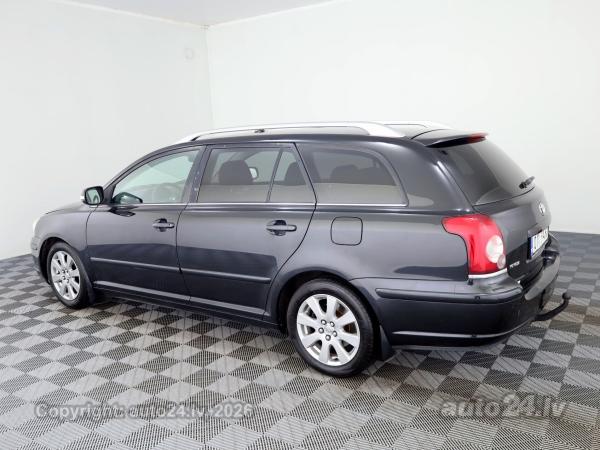 Черный Тойота Авенсис 2008 в Таллин, объемом двигателя 1.80 л и пробегом 379 тыс. км за 2199 €, фото 4 на AUTOMOTO.COM.LV