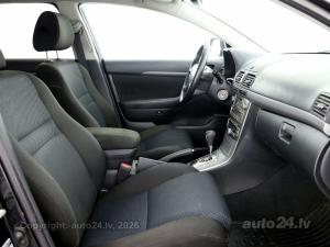 Черный Тойота Авенсис 2008 в Таллин, объемом двигателя 1.80 л и пробегом 379 тыс. км за 2199 €, фото 7 на AUTOMOTO.COM.LV