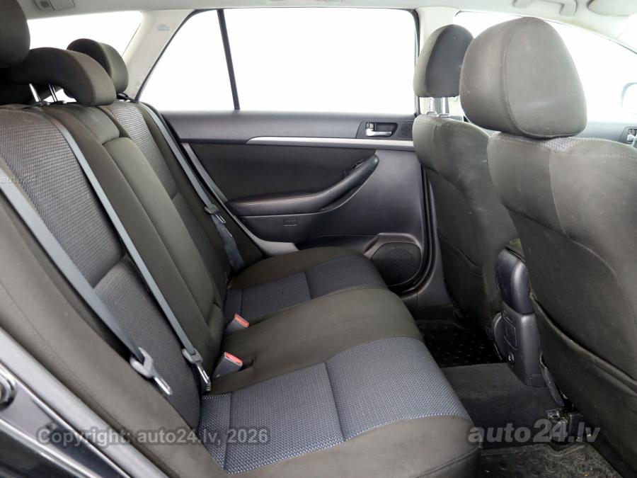 Черный Тойота Авенсис 2008 в Таллин, объемом двигателя 1.80 л и пробегом 379 тыс. км за 2199 €, фото 8 на AUTOMOTO.COM.LV