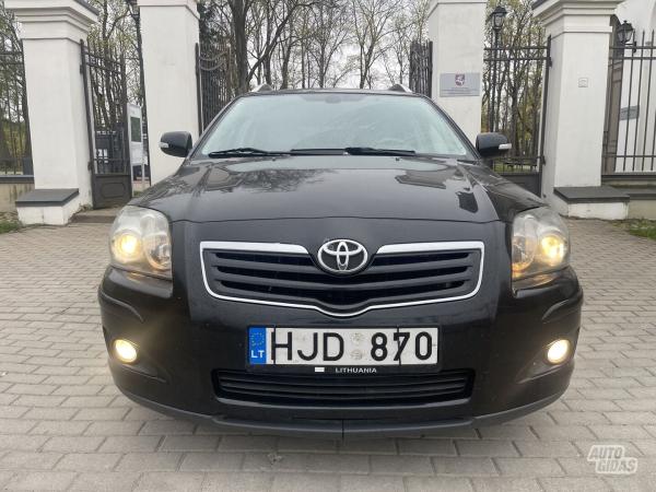 Black Toyota Avensis 2008 in Vilnius, with an engine capacity of 2.00 L and mileage of 300 thousand km for 1950 €, photo 9 on AUTOMOTO.COM.LV