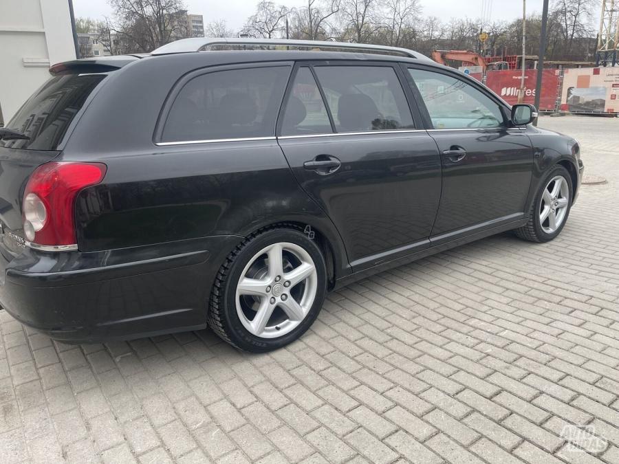 Черный Тойота Авенсис 2008 в Вильнюс, объемом двигателя 2.00 л и пробегом 300 тыс. км за 1950 €, фото 15 на AUTOMOTO.COM.LV