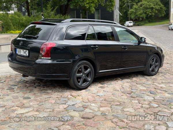 Melns Toyota Avensis 2008 Tartu, ar dzinēja tilpumu 2.20 L un nobraukumu 289 tūkst. km par 3999 €, foto 2 vietnē AUTOMOTO.COM.LV