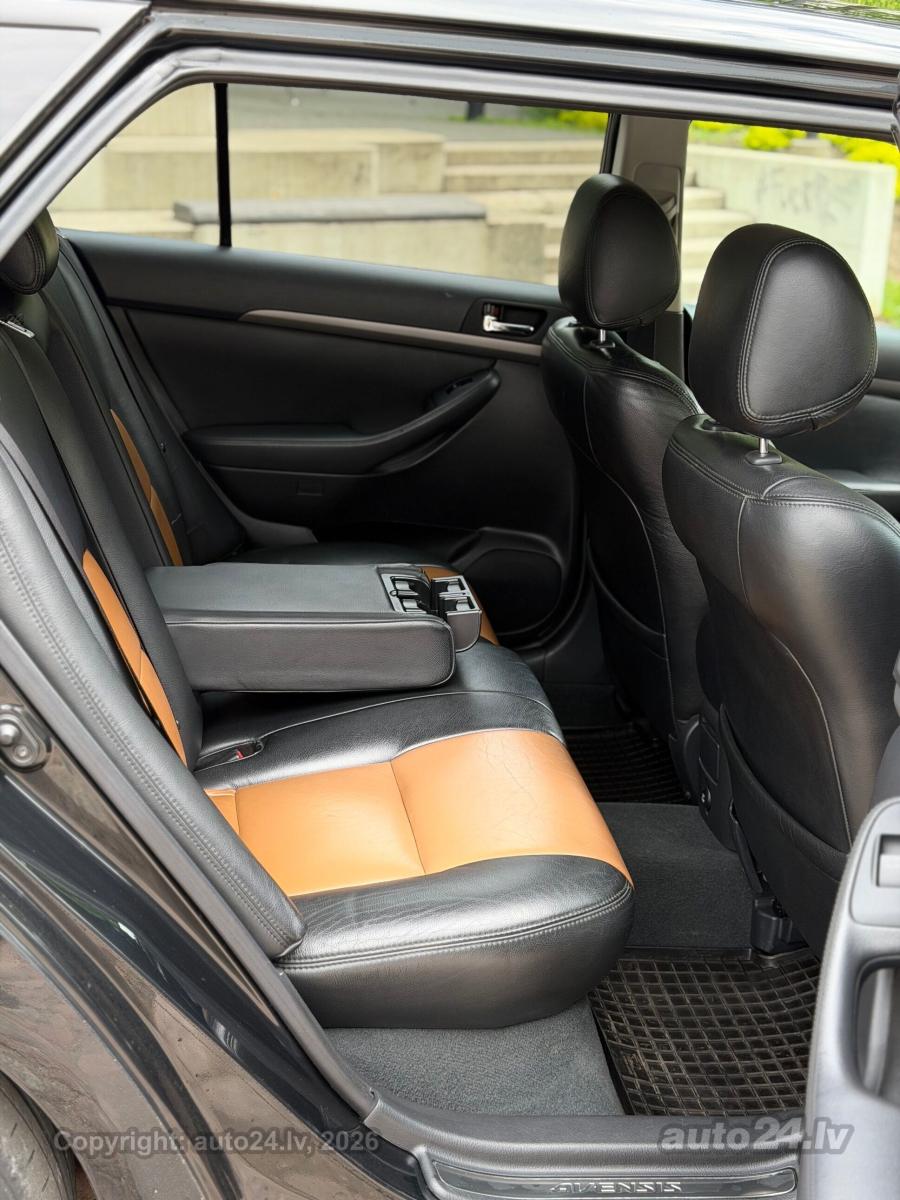 Melns Toyota Avensis 2008 Tartu, ar dzinēja tilpumu 2.20 L un nobraukumu 289 tūkst. km par 3999 €, foto 18 vietnē AUTOMOTO.COM.LV