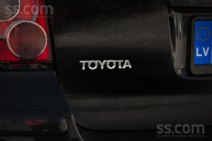 Melns Toyota Avensis 2008 Rīga, ar dzinēja tilpumu 2.00 L un nobraukumu 0 tūkst. km par 2750 €, foto 8 vietnē AUTOMOTO.COM.LV