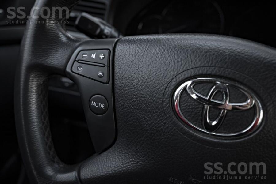 Melns Toyota Avensis 2008 Rīga, ar dzinēja tilpumu 2.00 L un nobraukumu 0 tūkst. km par 2750 €, foto 18 vietnē AUTOMOTO.COM.LV