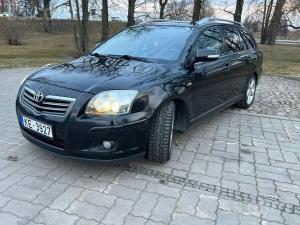 Черный Тойота Авенсис 2008 в Елгава, объемом двигателя 2.20 л и пробегом 346 тыс. км за 2500 €, фото  на AUTOMOTO.COM.LV