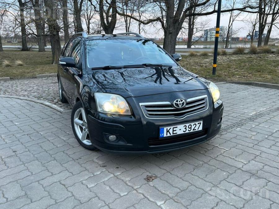 Черный Тойота Авенсис 2008 в Елгава, объемом двигателя 2.20 л и пробегом 346 тыс. км за 2500 €, фото 4 на AUTOMOTO.COM.LV