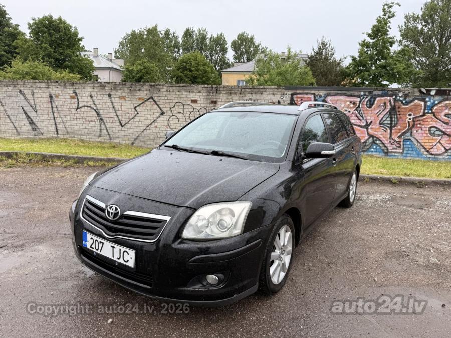 Черный Тойота Авенсис 2008 в Таллин, объемом двигателя 2.00 л и пробегом 329 тыс. км за 1300 €, фото 1 на AUTOMOTO.COM.LV
