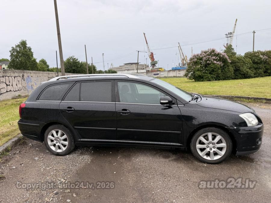 Черный Тойота Авенсис 2008 в Таллин, объемом двигателя 2.00 л и пробегом 329 тыс. км за 1300 €, фото 4 на AUTOMOTO.COM.LV