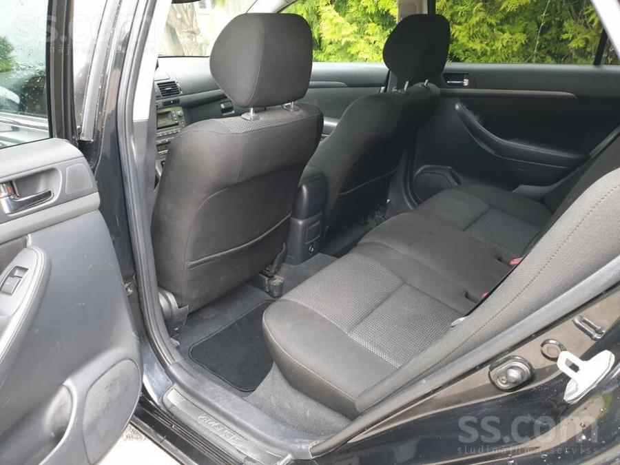 Black Toyota Avensis 2008 in Riga, with an engine capacity of 2.00 L and mileage of 330 thousand km for 1400 €, photo 9 on AUTOMOTO.COM.LV