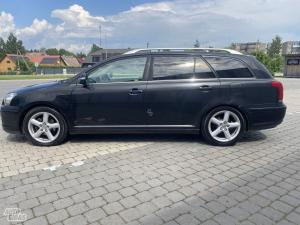 Melns Toyota Avensis 2008 Raseiniai, ar dzinēja tilpumu 2.00 L un nobraukumu 300 tūkst. km par 1850 €, foto 5 vietnē AUTOMOTO.COM.LV