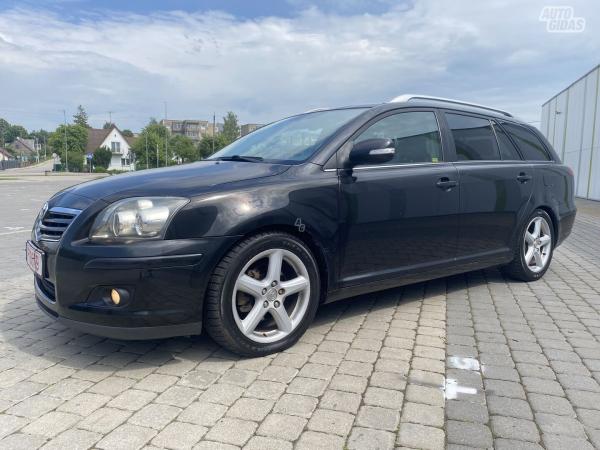 Черный Тойота Авенсис 2008 в Расейняй, объемом двигателя 2.00 л и пробегом 300 тыс. км за 1850 €, фото 5 на AUTOMOTO.COM.LV