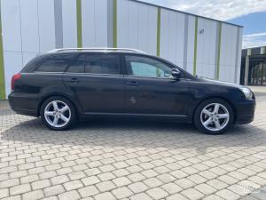 Melns Toyota Avensis 2008 Raseiniai, ar dzinēja tilpumu 2.00 L un nobraukumu 300 tūkst. km par 1850 €, foto 12 vietnē AUTOMOTO.COM.LV