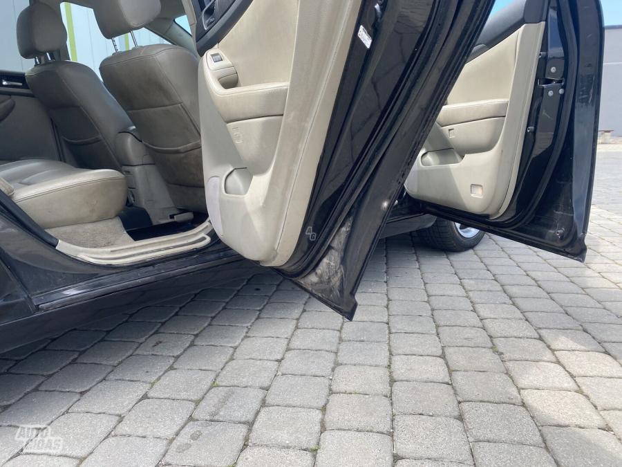 Melns Toyota Avensis 2008 Raseiniai, ar dzinēja tilpumu 2.00 L un nobraukumu 300 tūkst. km par 1850 €, foto 18 vietnē AUTOMOTO.COM.LV