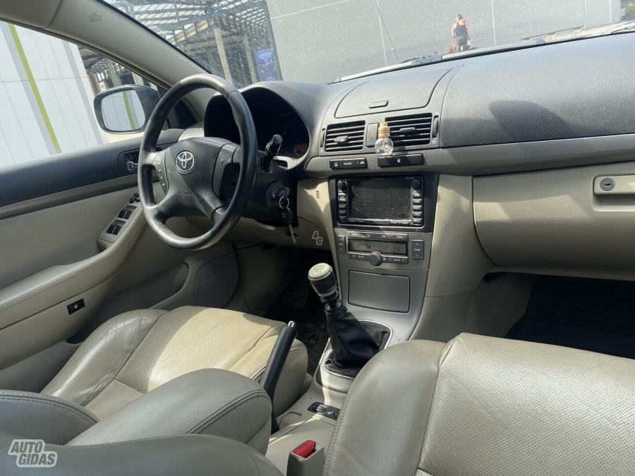 Melns Toyota Avensis 2008 Raseiniai, ar dzinēja tilpumu 2.00 L un nobraukumu 300 tūkst. km par 1850 €, foto 30 vietnē AUTOMOTO.COM.LV
