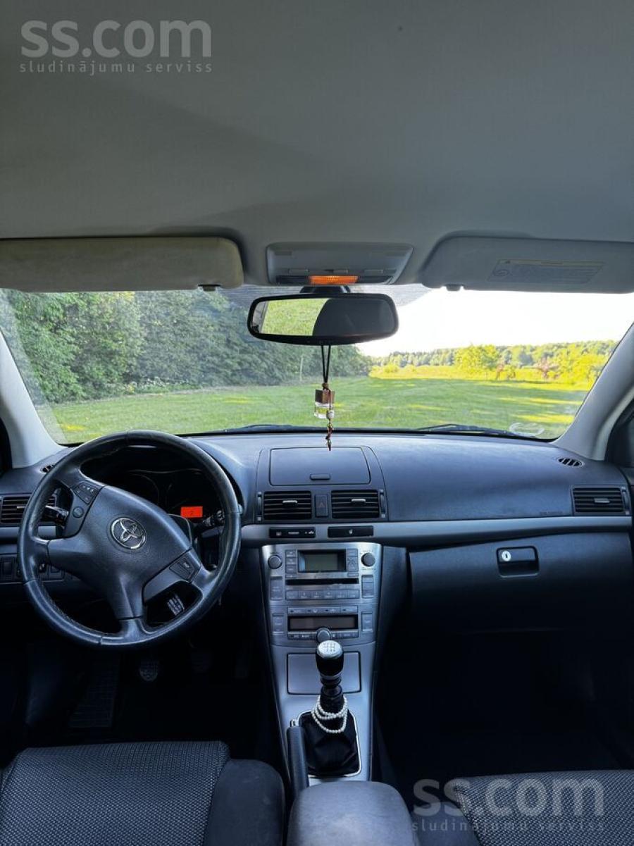 Melns Toyota Avensis 2008 Rīga, ar dzinēja tilpumu 2.20 L un nobraukumu 262 tūkst. km par 1800 €, foto 6 vietnē AUTOMOTO.COM.LV