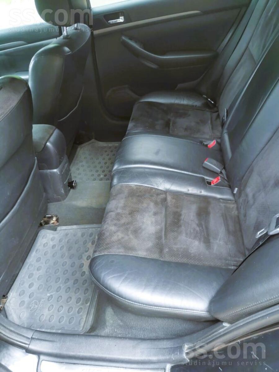 Melns Toyota Avensis 2008 Rīga, ar dzinēja tilpumu 2.00 L un nobraukumu 323 tūkst. km par 2600 €, foto 10 vietnē AUTOMOTO.COM.LV