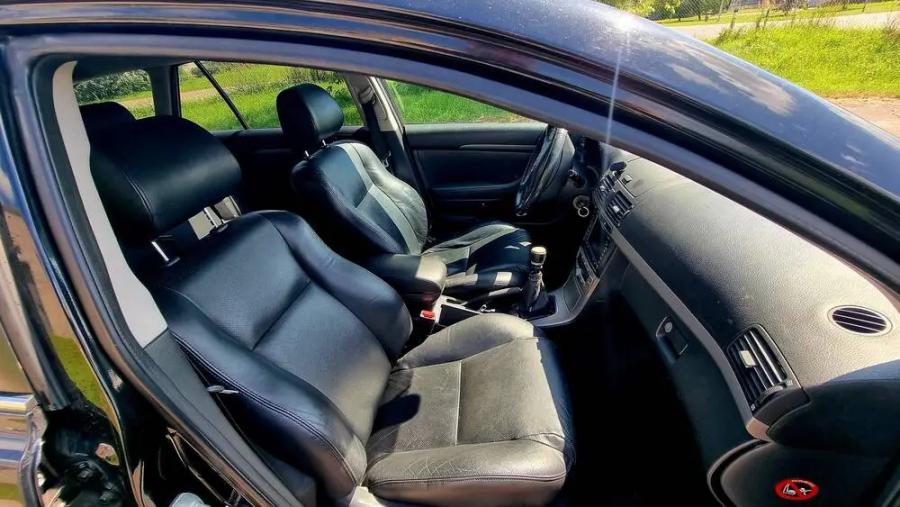 Melns Toyota Avensis 2008 Cēsis, ar dzinēja tilpumu 2.00 L un nobraukumu 352 tūkst. km par 1850 €, foto 14 vietnē AUTOMOTO.COM.LV