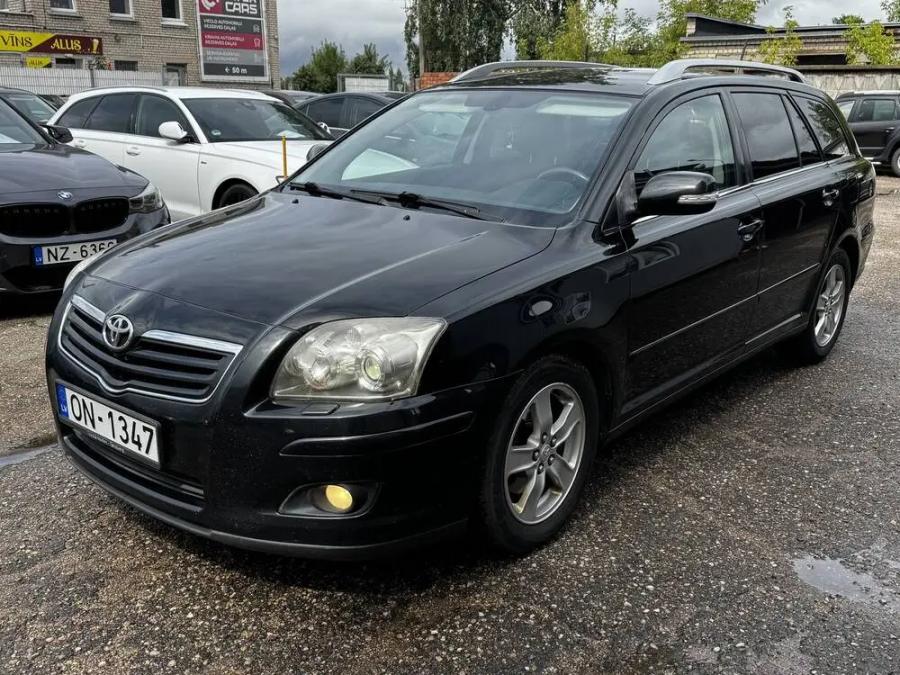 Black Toyota Avensis 2008 in Daugavpils, with an engine capacity of 2.00 L and mileage of 297 thousand km for 2600 €, photo 4 on AUTOMOTO.COM.LV