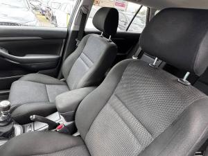 Black Toyota Avensis 2008 in Daugavpils, with an engine capacity of 2.00 L and mileage of 297 thousand km for 2600 €, photo 21 on AUTOMOTO.COM.LV