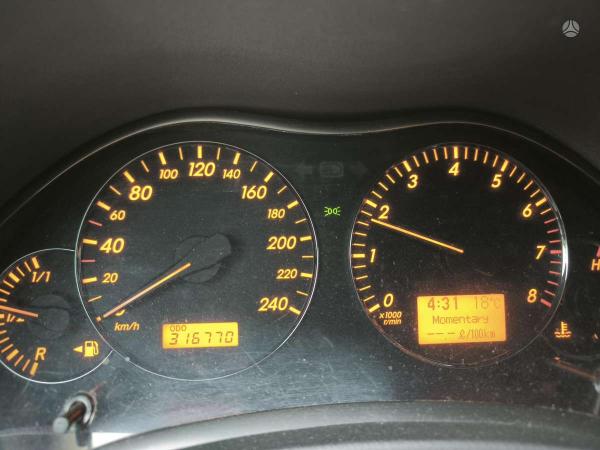 Melns Toyota Avensis 2008 Viļņa, ar dzinēja tilpumu 1.79 L un nobraukumu 317 tūkst. km par 2400 €, foto 4 vietnē AUTOMOTO.COM.LV
