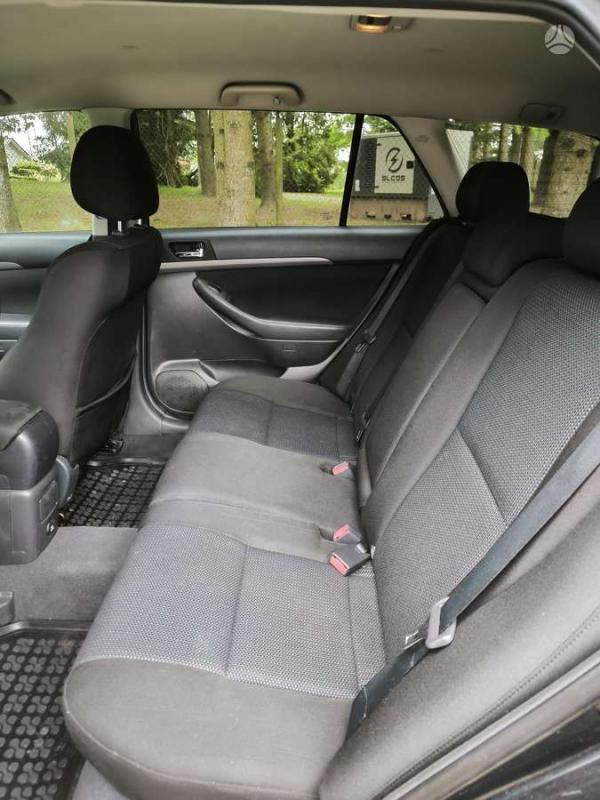Melns Toyota Avensis 2008 Viļņa, ar dzinēja tilpumu 1.79 L un nobraukumu 317 tūkst. km par 2400 €, foto 5 vietnē AUTOMOTO.COM.LV