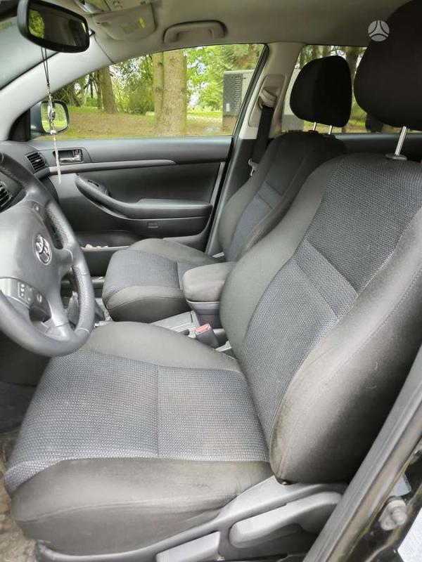 Melns Toyota Avensis 2008 Viļņa, ar dzinēja tilpumu 1.79 L un nobraukumu 317 tūkst. km par 2400 €, foto 6 vietnē AUTOMOTO.COM.LV