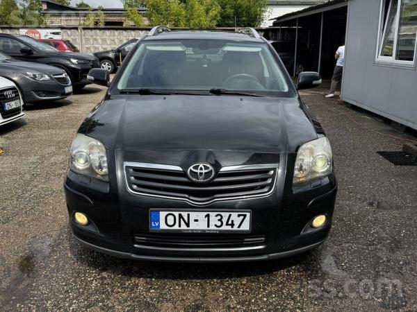 Melns Toyota Avensis 2008 Daugavpils, ar dzinēja tilpumu 2.00 L un nobraukumu 0 tūkst. km par 2600 €, foto 2 vietnē AUTOMOTO.COM.LV