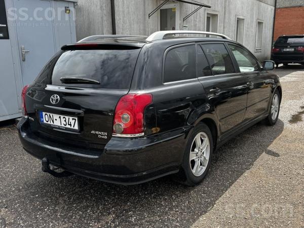 Melns Toyota Avensis 2008 Daugavpils, ar dzinēja tilpumu 2.00 L un nobraukumu 0 tūkst. km par 2600 €, foto 6 vietnē AUTOMOTO.COM.LV