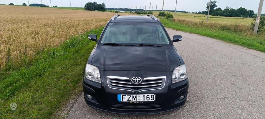 Black Toyota Avensis 2008 in Klaipeda, with an engine capacity of 2.23 L and mileage of 433 thousand km for 1750 €, photo 9 on AUTOMOTO.COM.LV
