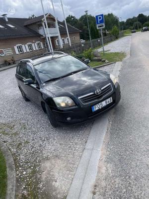 Черный Тойота Авенсис 2008 в Таураге, объемом двигателя 2.00 л и пробегом 444 тыс. км за 1777 €, фото 8 на AUTOMOTO.COM.LV