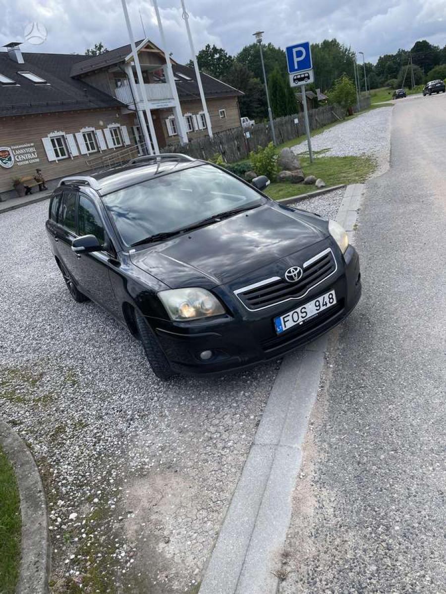 Черный Тойота Авенсис 2008 в Таураге, объемом двигателя 2.00 л и пробегом 444 тыс. км за 1777 €, фото 8 на AUTOMOTO.COM.LV