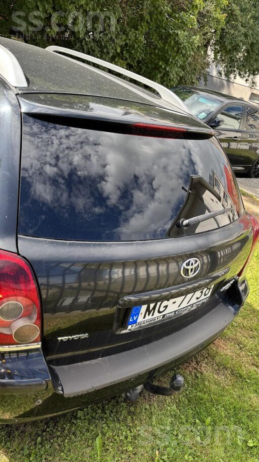 Черный Тойота Авенсис 2008 в Елгава, объемом двигателя 2.20 л и пробегом 324 тыс. км за 1800 €, фото 7 на AUTOMOTO.COM.LV