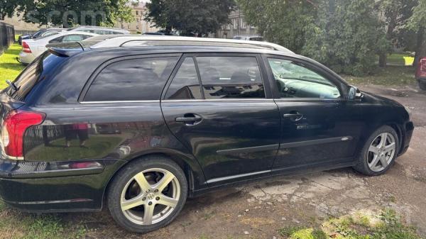 Черный Тойота Авенсис 2008 в Елгава, объемом двигателя 2.20 л и пробегом 324 тыс. км за 1800 €, фото 7 на AUTOMOTO.COM.LV