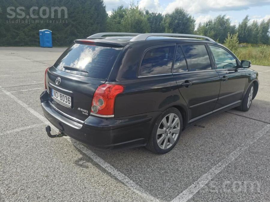 Melns Toyota Avensis 2008 Rīga, ar dzinēja tilpumu 2.00 L un nobraukumu 325 tūkst. km par 2200 €, foto 5 vietnē AUTOMOTO.COM.LV