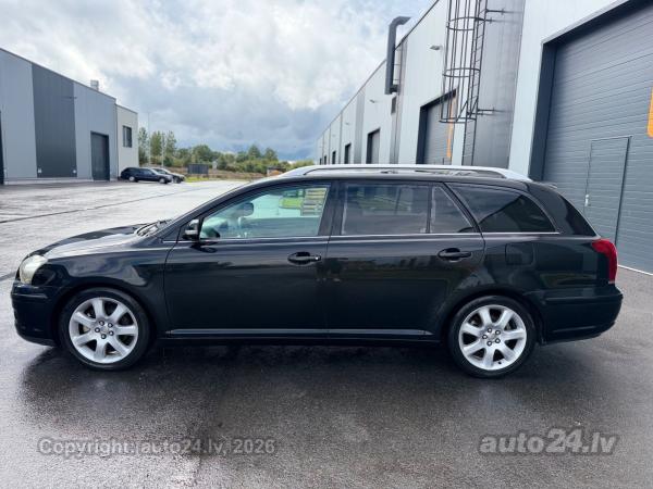 Black Toyota Avensis 2008 in Tallinn, with an engine capacity of 2.00 L and mileage of 0 thousand km for 1500 €, photo 2 on AUTOMOTO.COM.LV