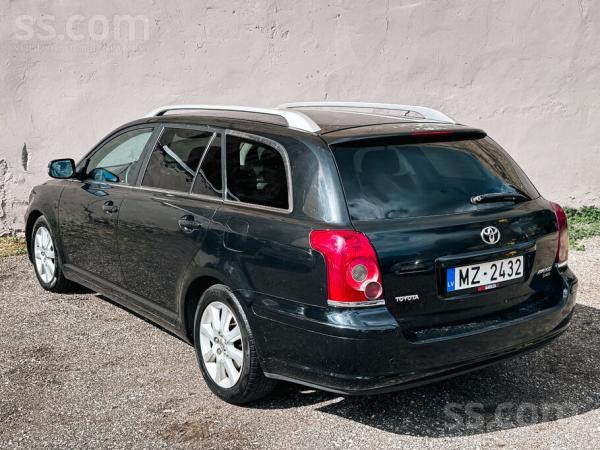 Черный Тойота Авенсис 2008 в Рига, объемом двигателя 2.00 л и пробегом 326 тыс. км за 2090 €, фото 6 на AUTOMOTO.COM.LV