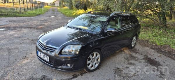 Черный Тойота Авенсис 2008 в Рига, объемом двигателя 2.00 л и пробегом 350 тыс. км за 2200 €, фото 1 на AUTOMOTO.COM.LV